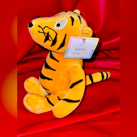 Disney | Toys | Nwt Disney Winnie The Pooh Classic Tigger Baby Rattle ...